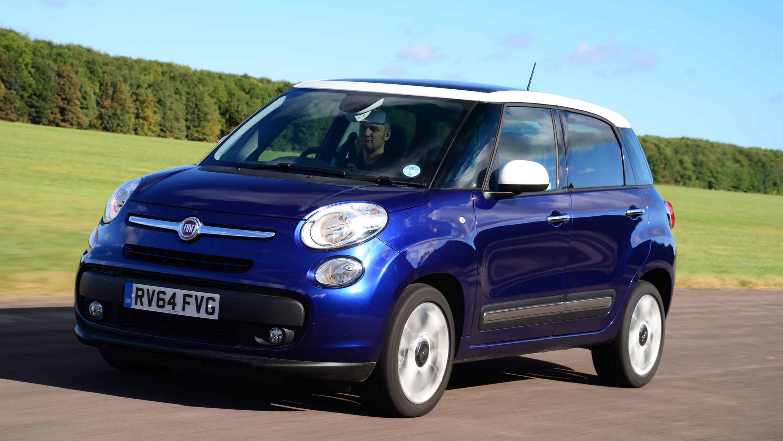 MINI Cooper D 5-door vs Fiat 500L & Audi A1 Sportback - pictures | Auto ...