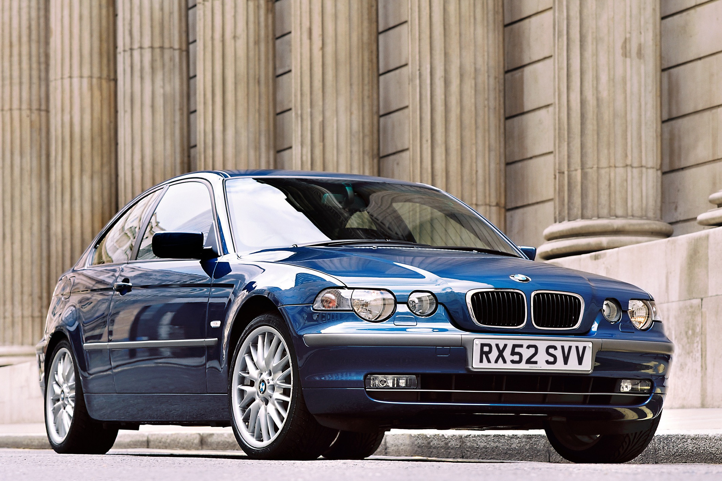 BMW 325ti | Auto Express