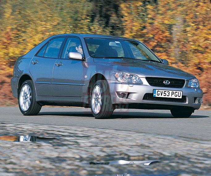 Lexus IS200 LE | Auto Express