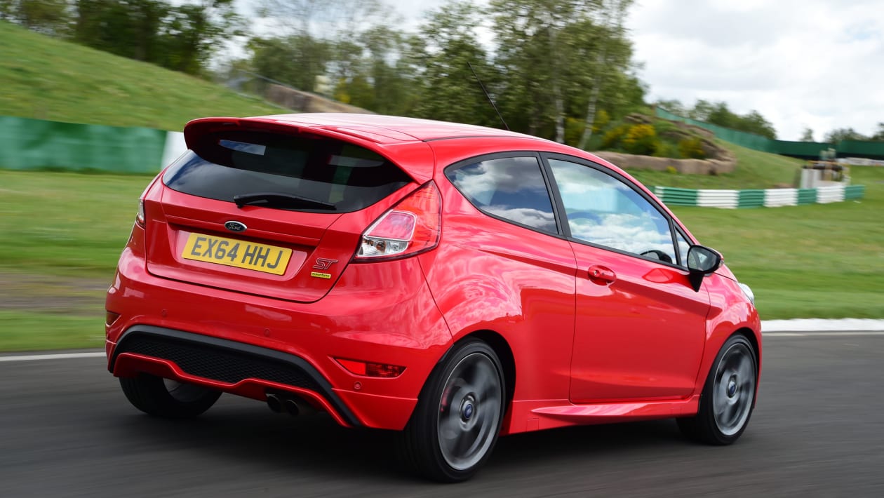Ford Fiesta ST (2013-2018) review | Auto Express