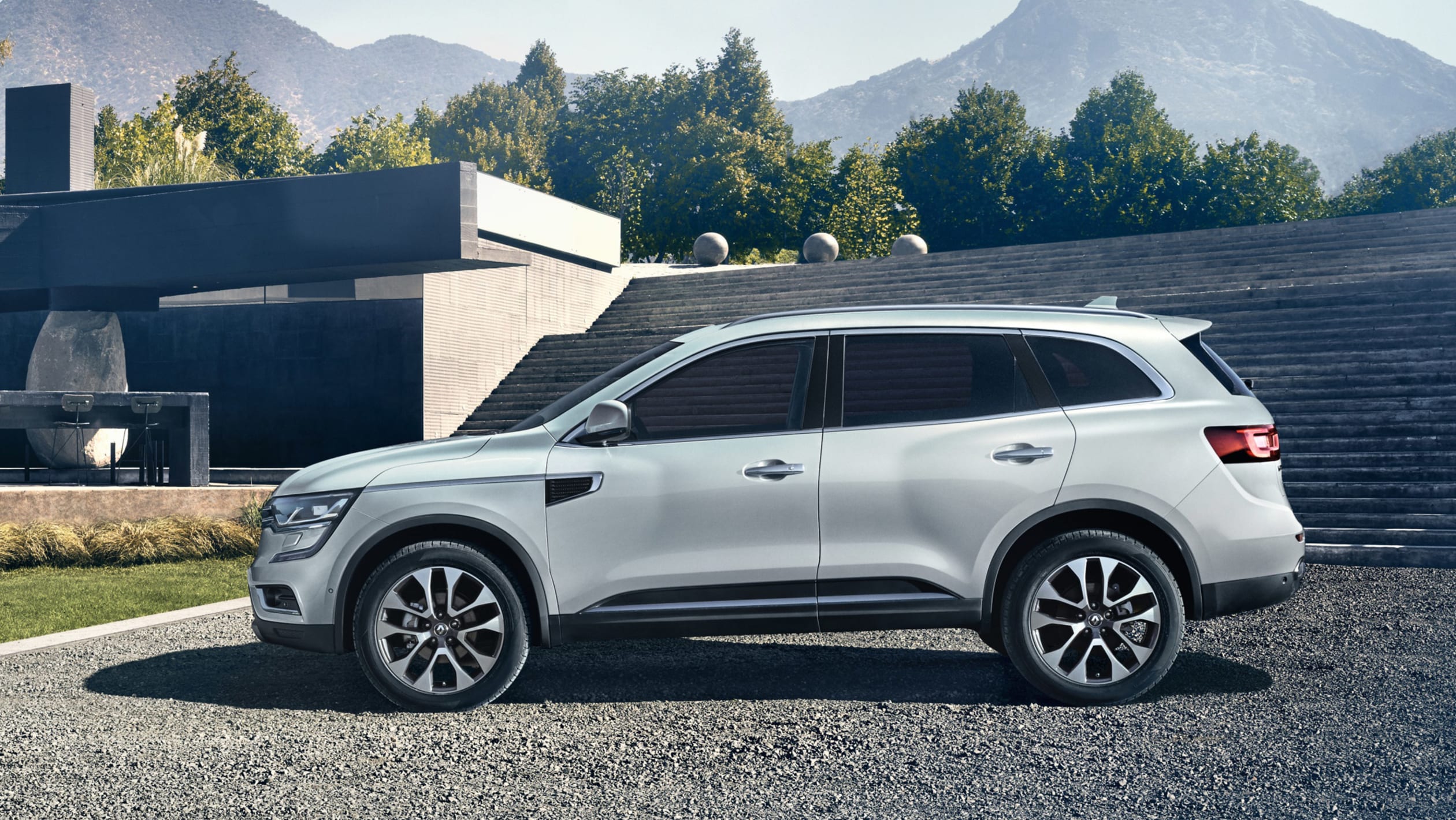 New Renault Koleos II: spy shots, exclusive images and official pics ...