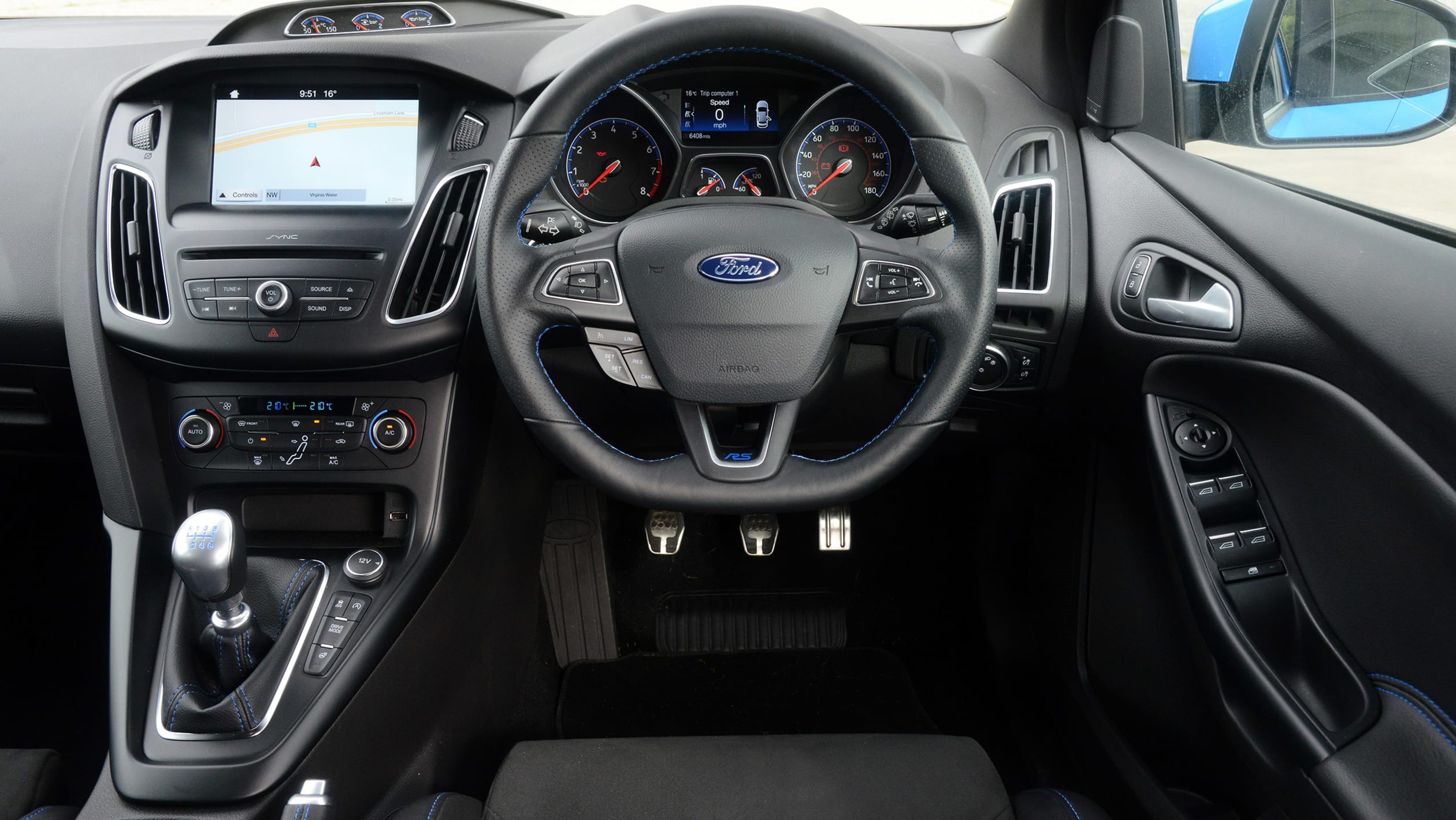 Honda Civic Type R vs Ford Focus RS - pictures | Auto Express