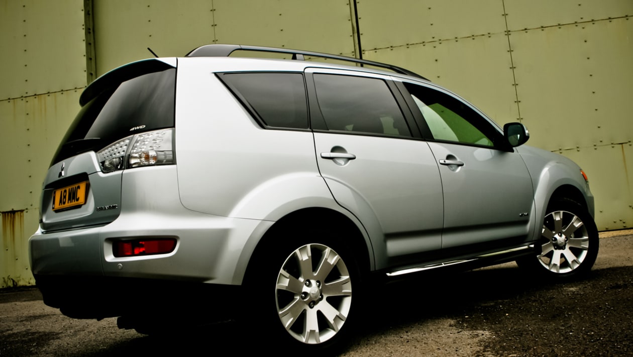 Mitsubishi Outlander - Pictures | Auto Express