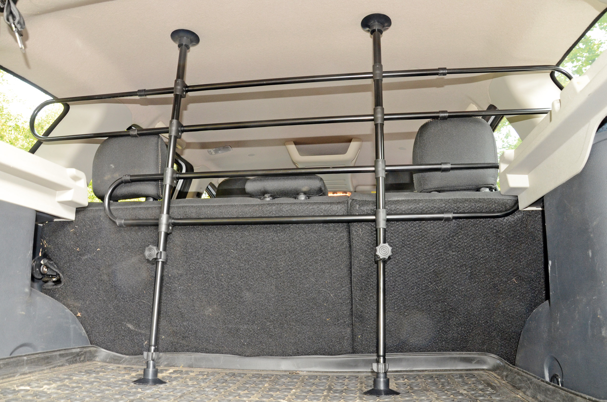 Sakura Dog Guard | Auto Express