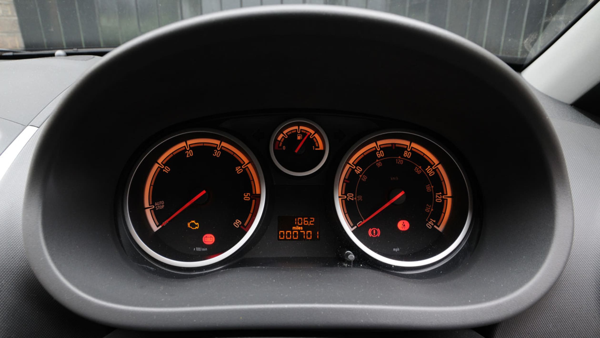 Vauxhall Corsa ecoFLEX pictures | Auto Express