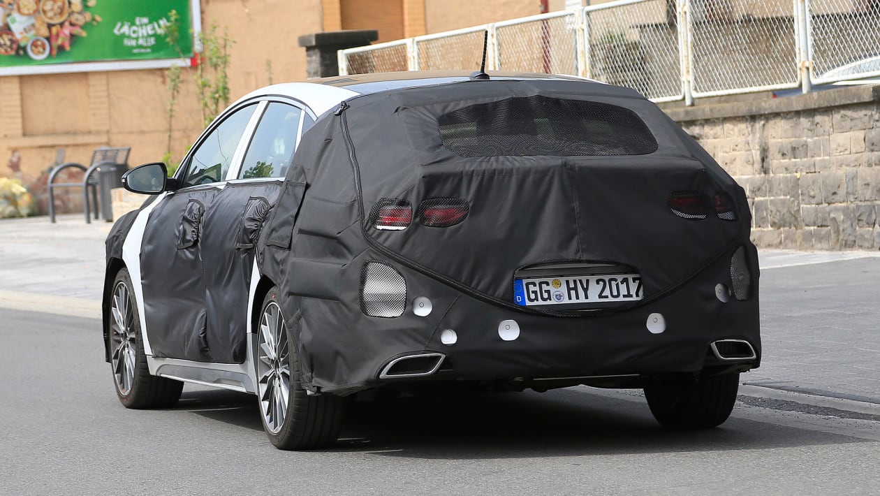 New Kia Proceed spied testing - pictures | Auto Express