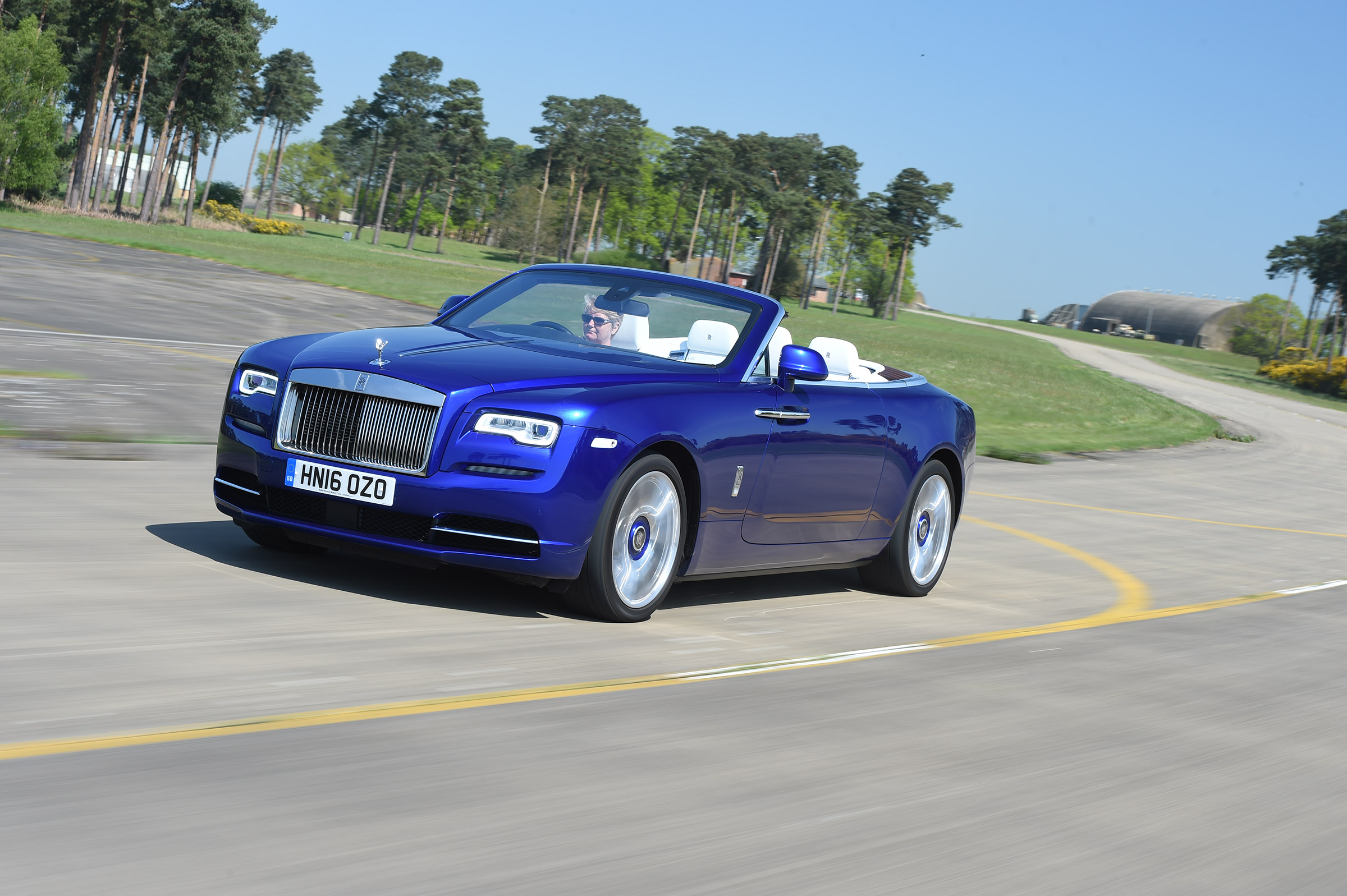 New convertible cars 2016: Rolls-Royce Dawn | Auto Express