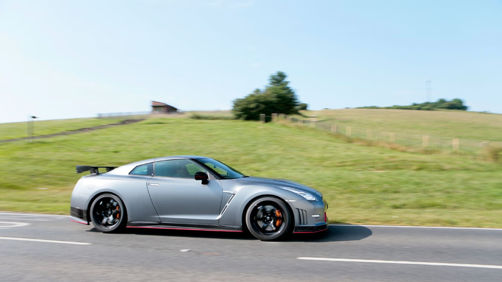 Nissan GT-R Nismo 2014 review | Auto Express