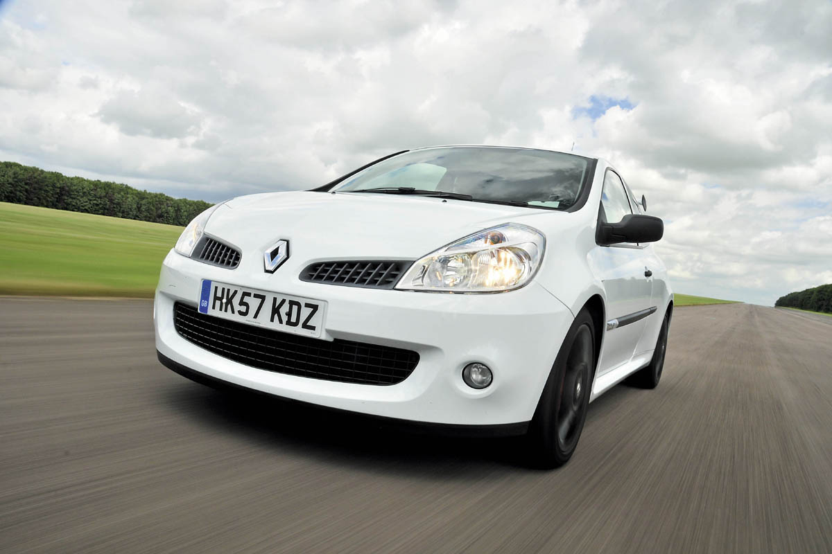 Renaultsport Clio 197 Cup | Auto Express