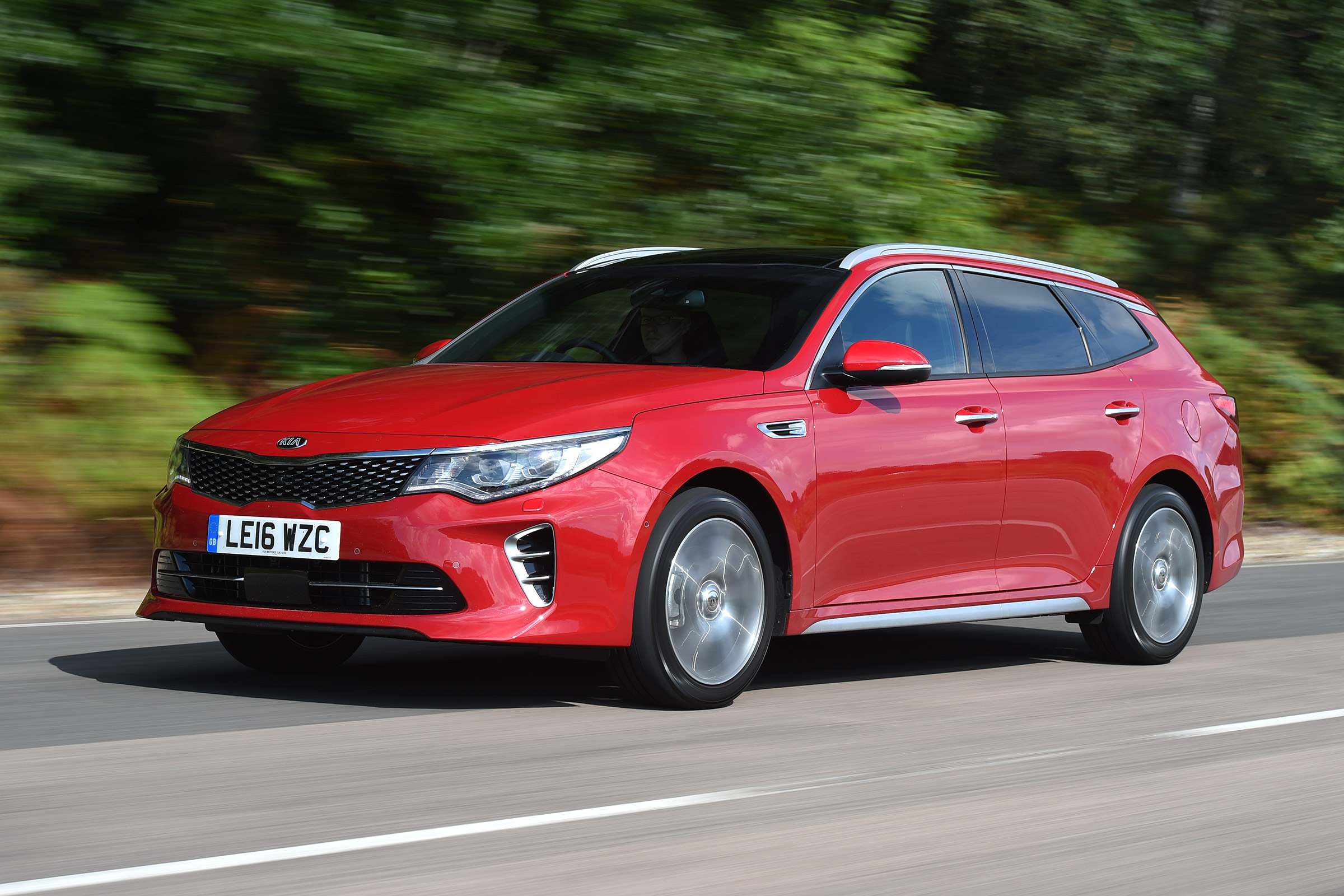 Kia Optima Sportswagon Review Auto Express