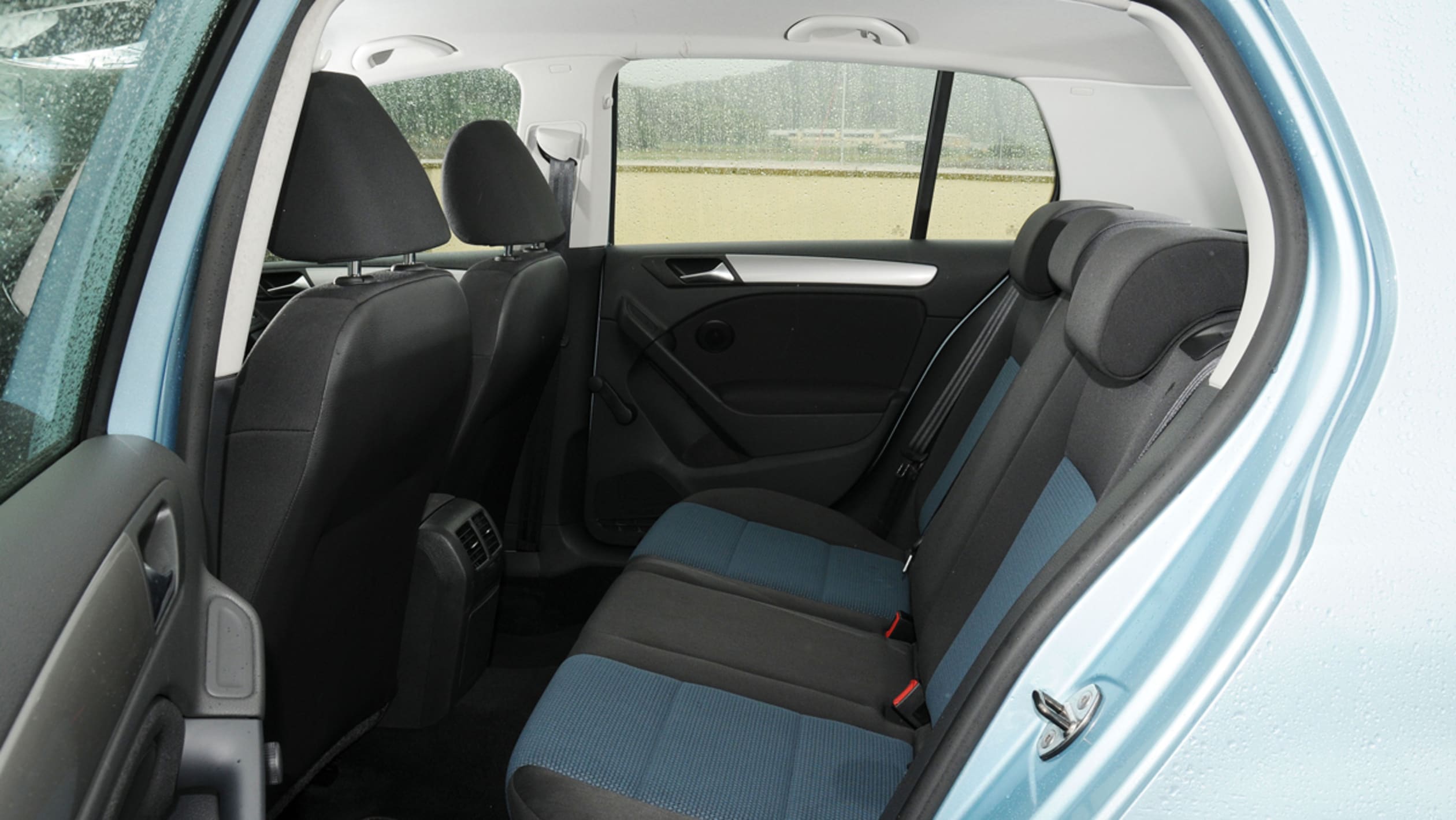 Volkswagen Golf BlueMotion pictures | Auto Express