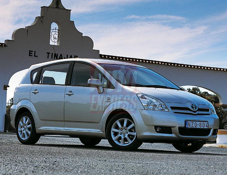 Toyota Corolla | Auto Express