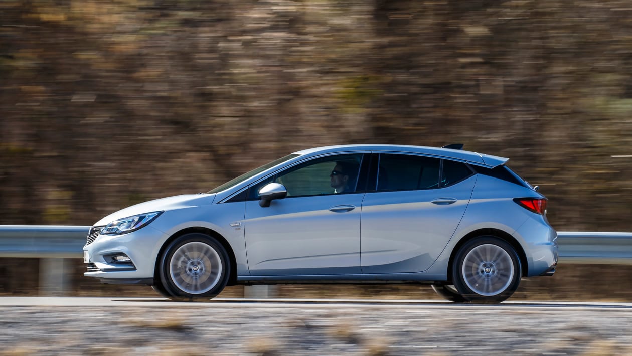 Vauxhall Astra 1.6 turbo review - pictures | Auto Express