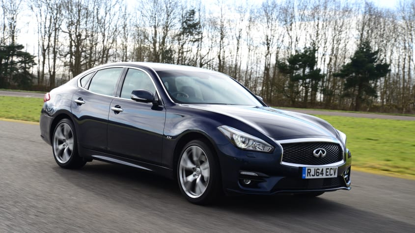 Infiniti Q70 vs Audi A6 | Auto Express