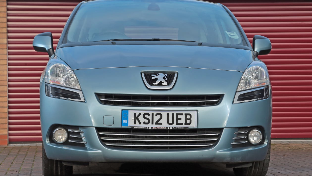 Used Peugeot 5008 review - pictures | Auto Express