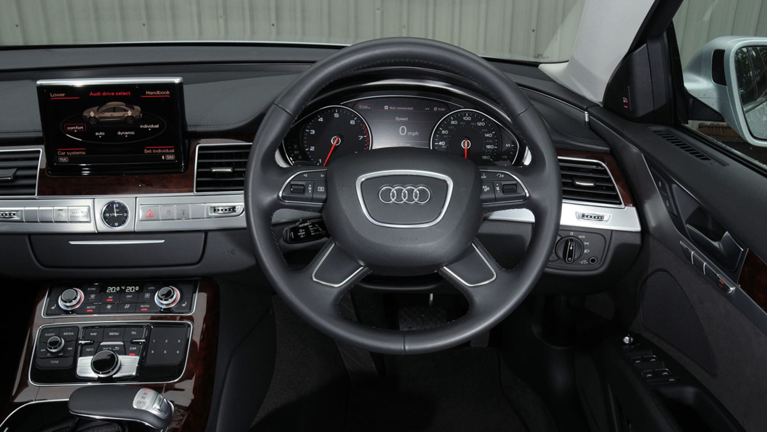 Audi A8 TFSI quattro Sport Exec pictures | Auto Express