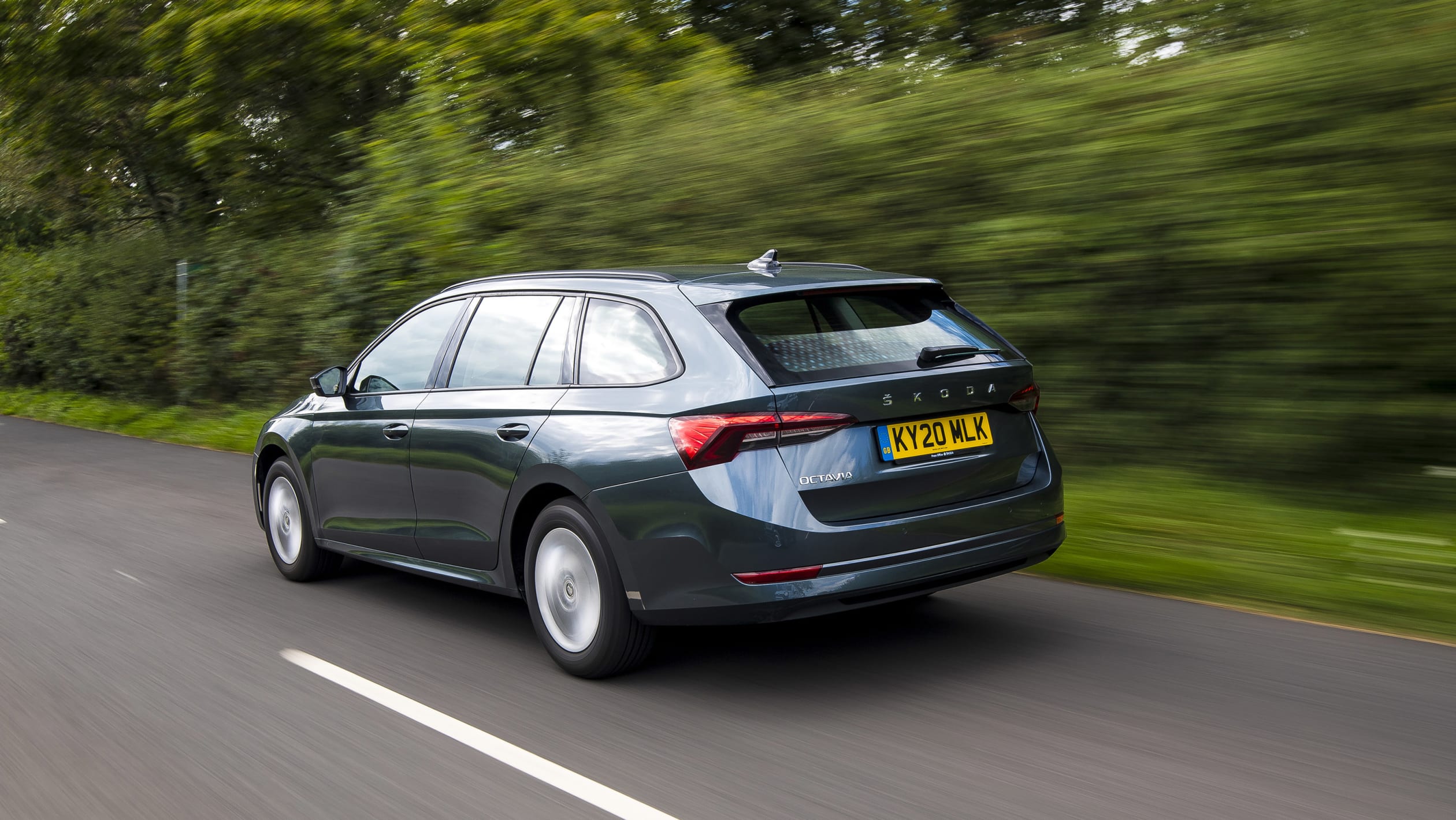 Skoda Octavia Estate 2020 - pictures | Auto Express