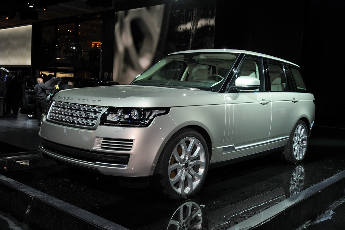 New Range Rover revealed | Auto Express