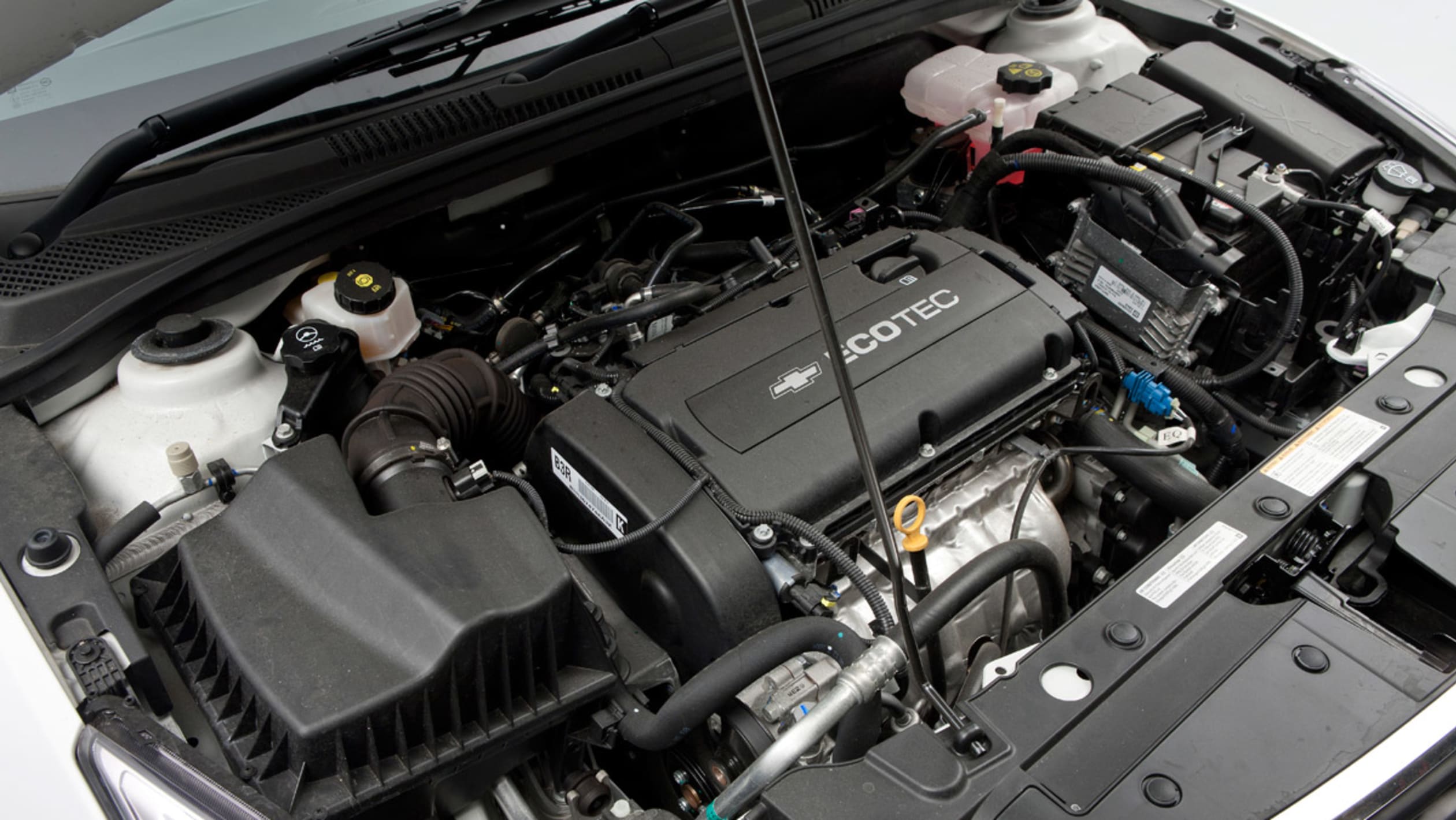 Used Chevrolet Cruze pictures | Auto Express